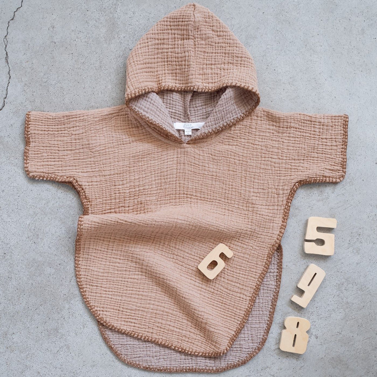 Cocoon Baby Poncho Rosado – Pamu Home